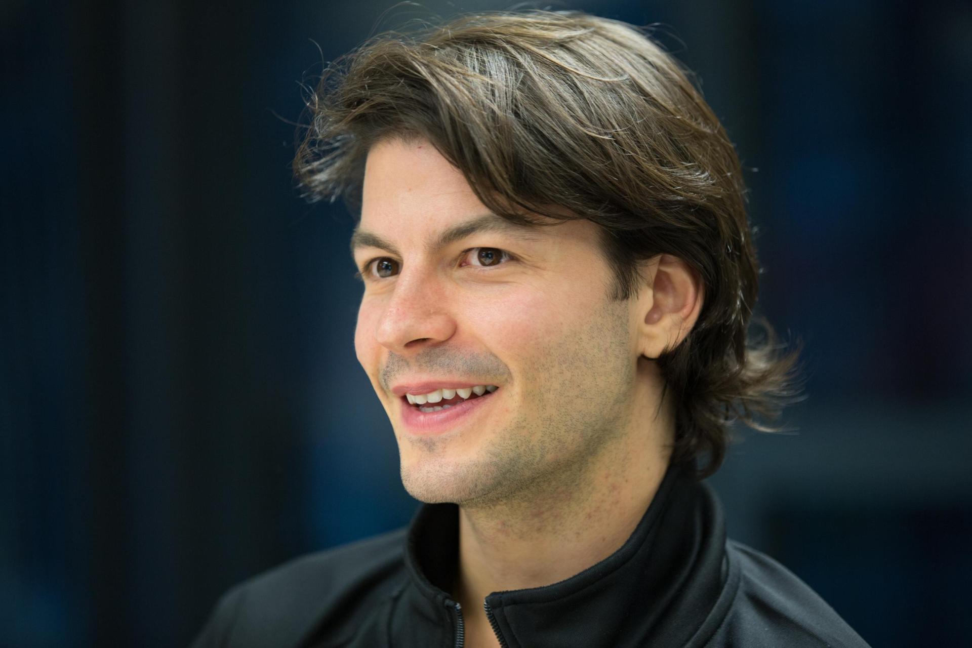 ランビエールとブニアティシヴィリ、2人の豪華なコラボでアイスショー - SWI swissinfo.ch