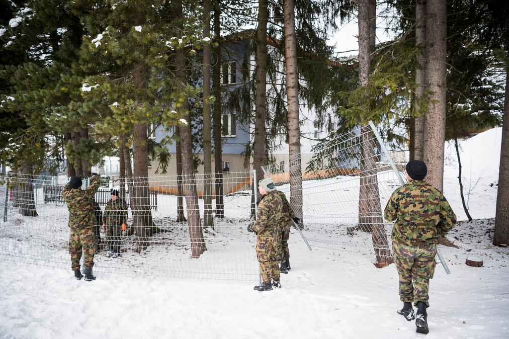 Up to 5,000 troops for WEF meeting - SWI swissinfo.ch