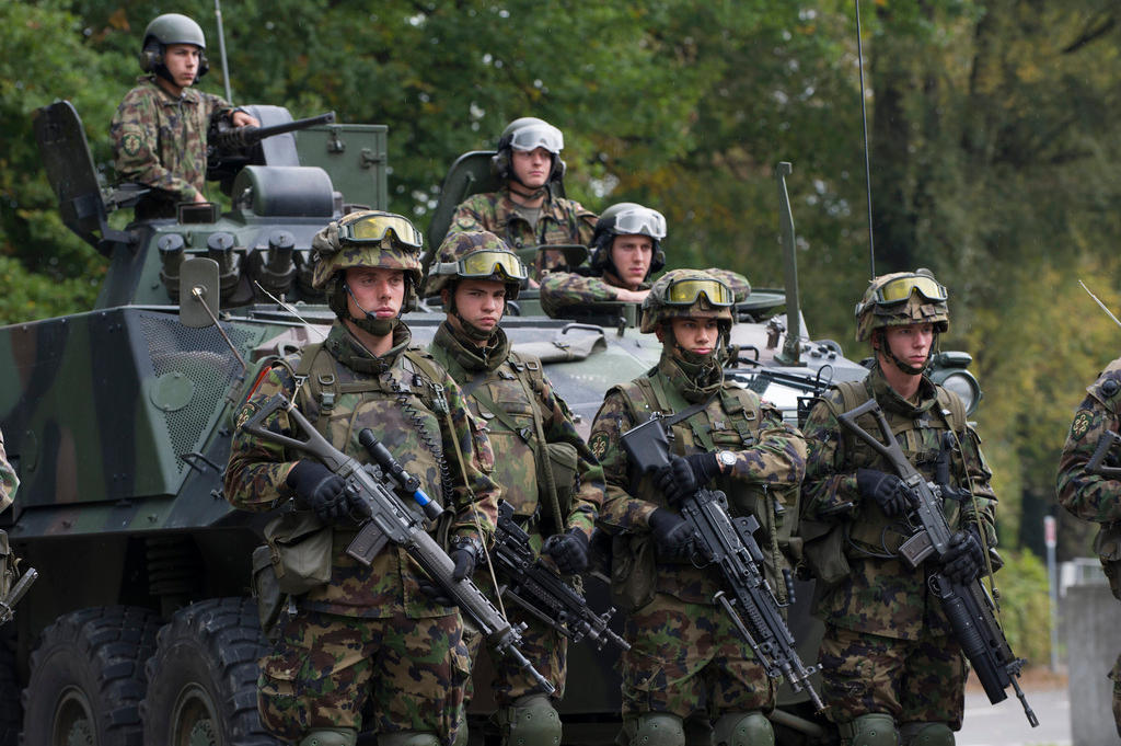 Swiss feel less secure and less optimistic - SWI swissinfo.ch