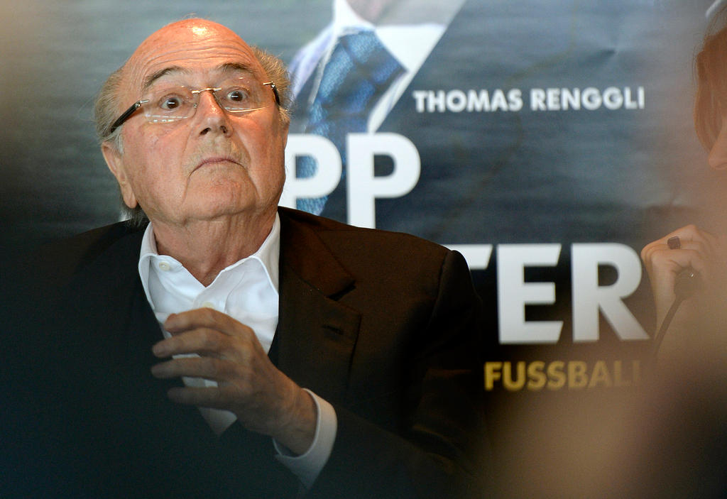 Blatter among trio investigated for ‘bogus FIFA bonuses’ - SWI swissinfo.ch