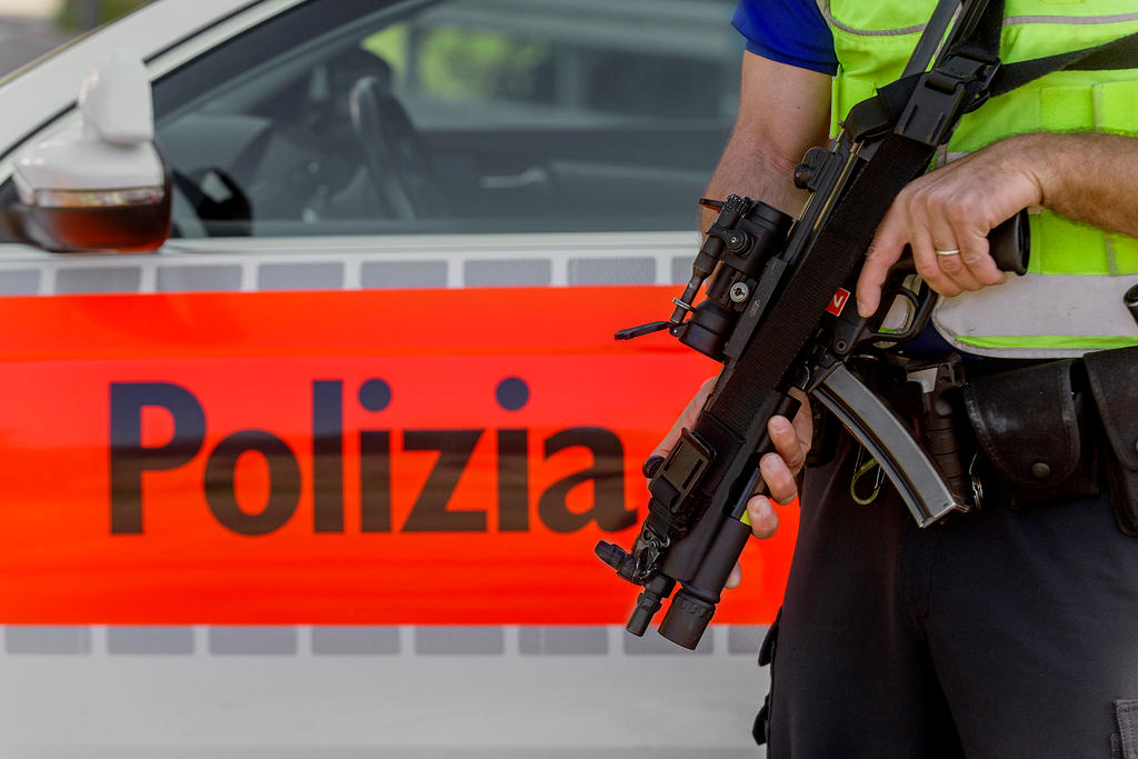 Man with suspected terrorist links arrested in Switzerland - SWI ...