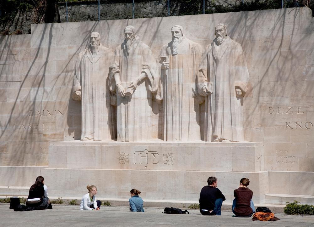 Geneva Reformation Wall marks centenary - SWI swissinfo.ch