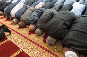 Swiss Muslim umbrella group to draw up charters - SWI swissinfo.ch