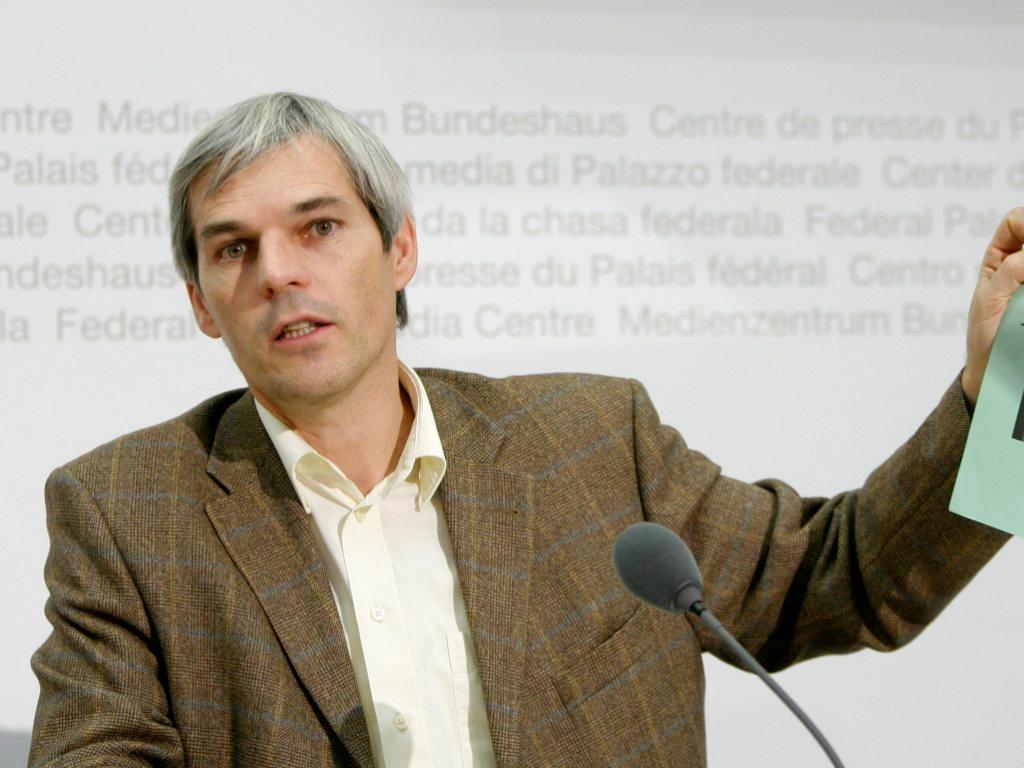 Le chef de service Philippe Martinet s'en va - SWI swissinfo.ch