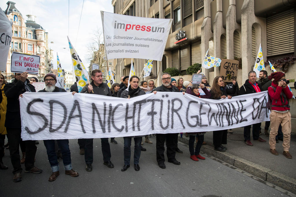 Swiss News Agency calls for help in job cuts conflict - SWI swissinfo.ch