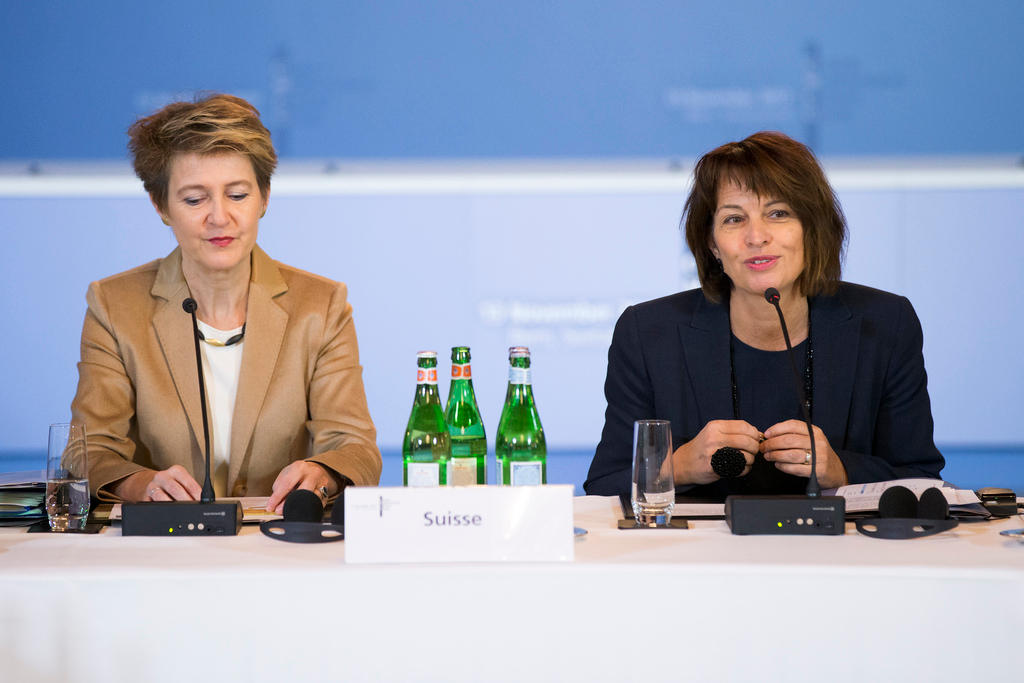 Politicians unite in calling to elect two more women to Federal Council ...