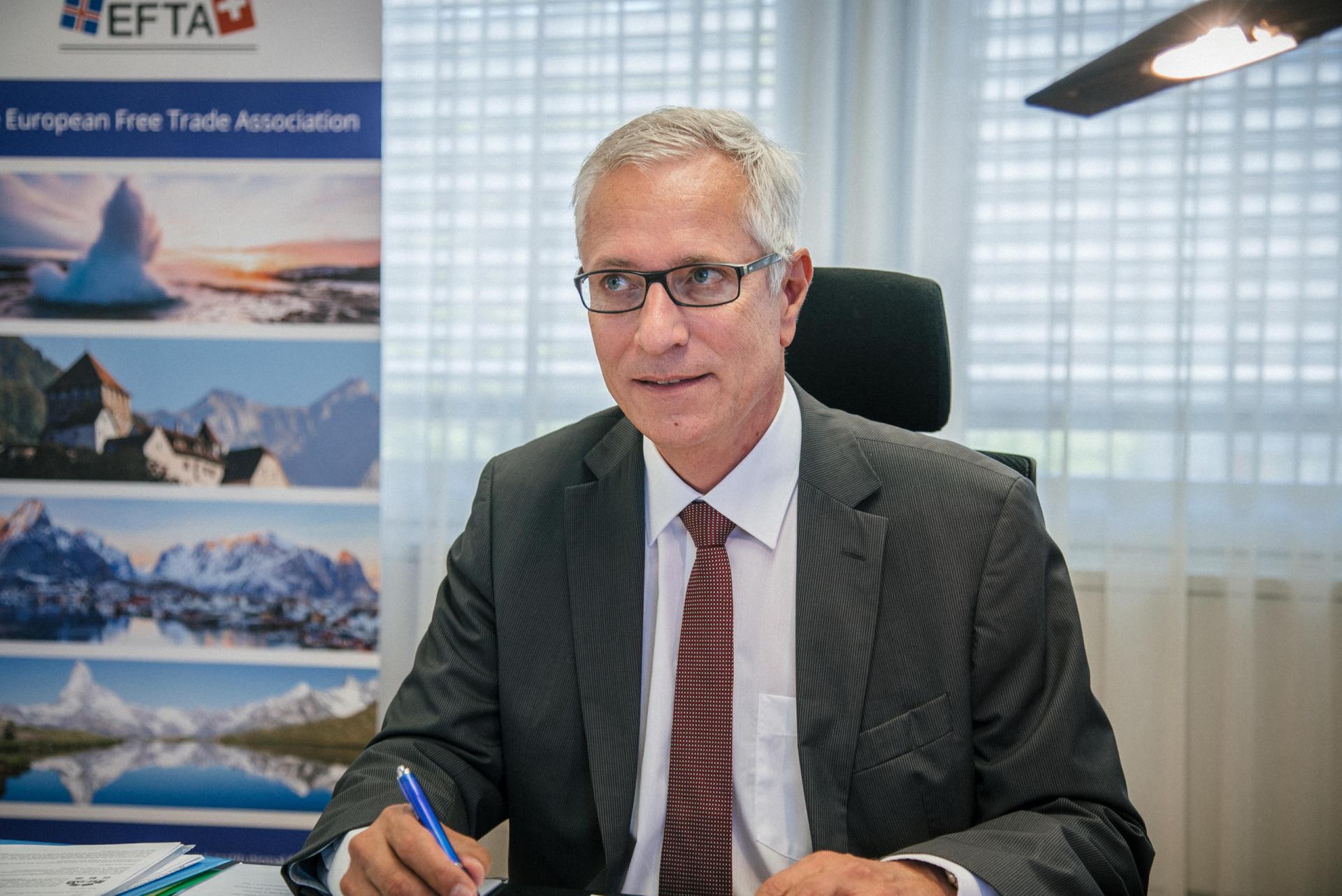 Meet Switzerland’s top trade negotiator - SWI swissinfo.ch