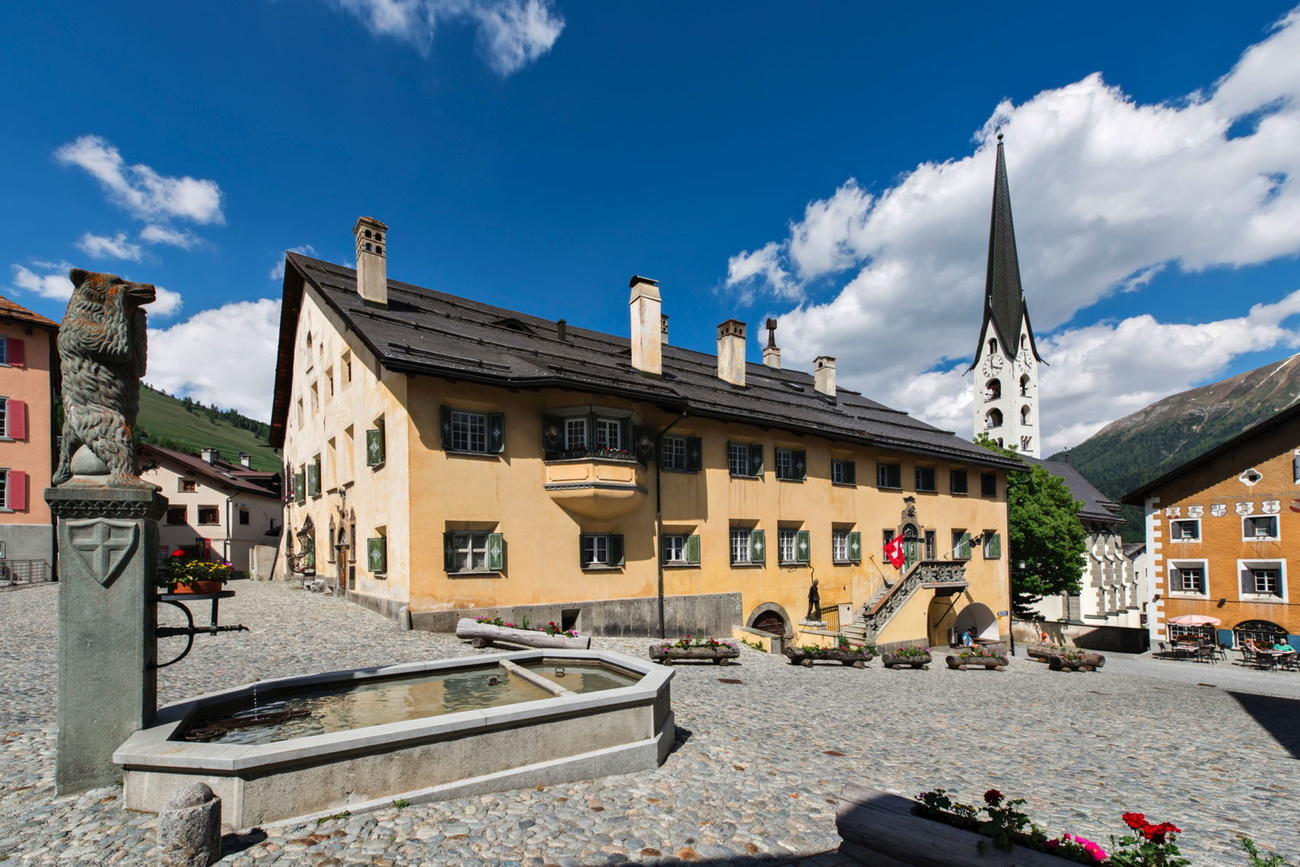 Swiss foreign minister supports Romansh cultural celebrations - SWI ...