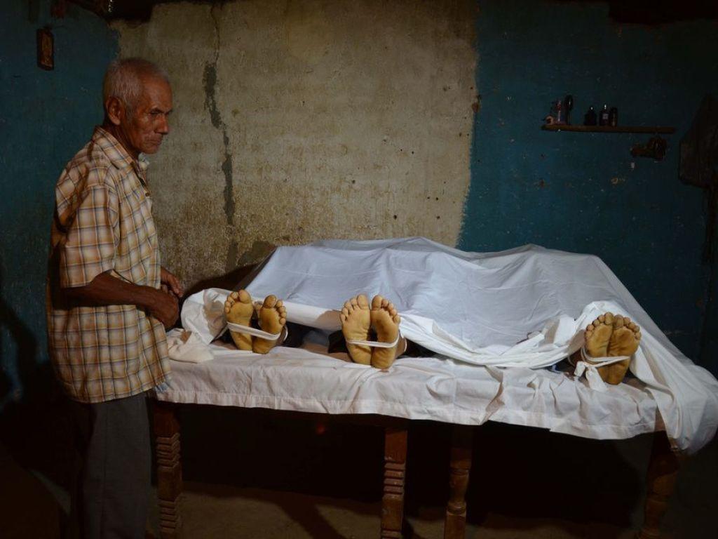 Bewegungen bei Leichen auch noch lange nach dem Tod - SWI swissinfo.ch