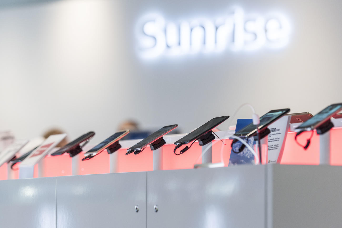 Telecom operator Sunrise to pay up for failed deal - SWI swissinfo.ch