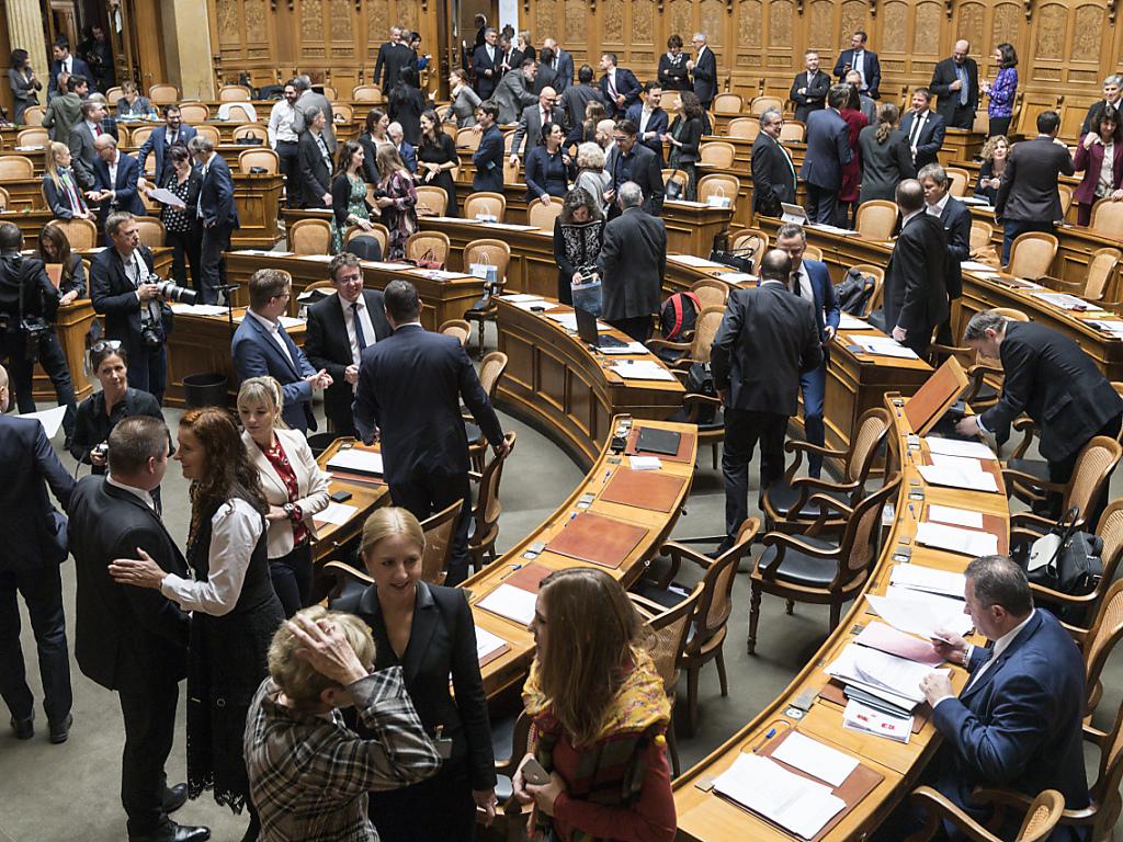 Startschuss zur neuen Legislatur ist gefallen - SWI swissinfo.ch