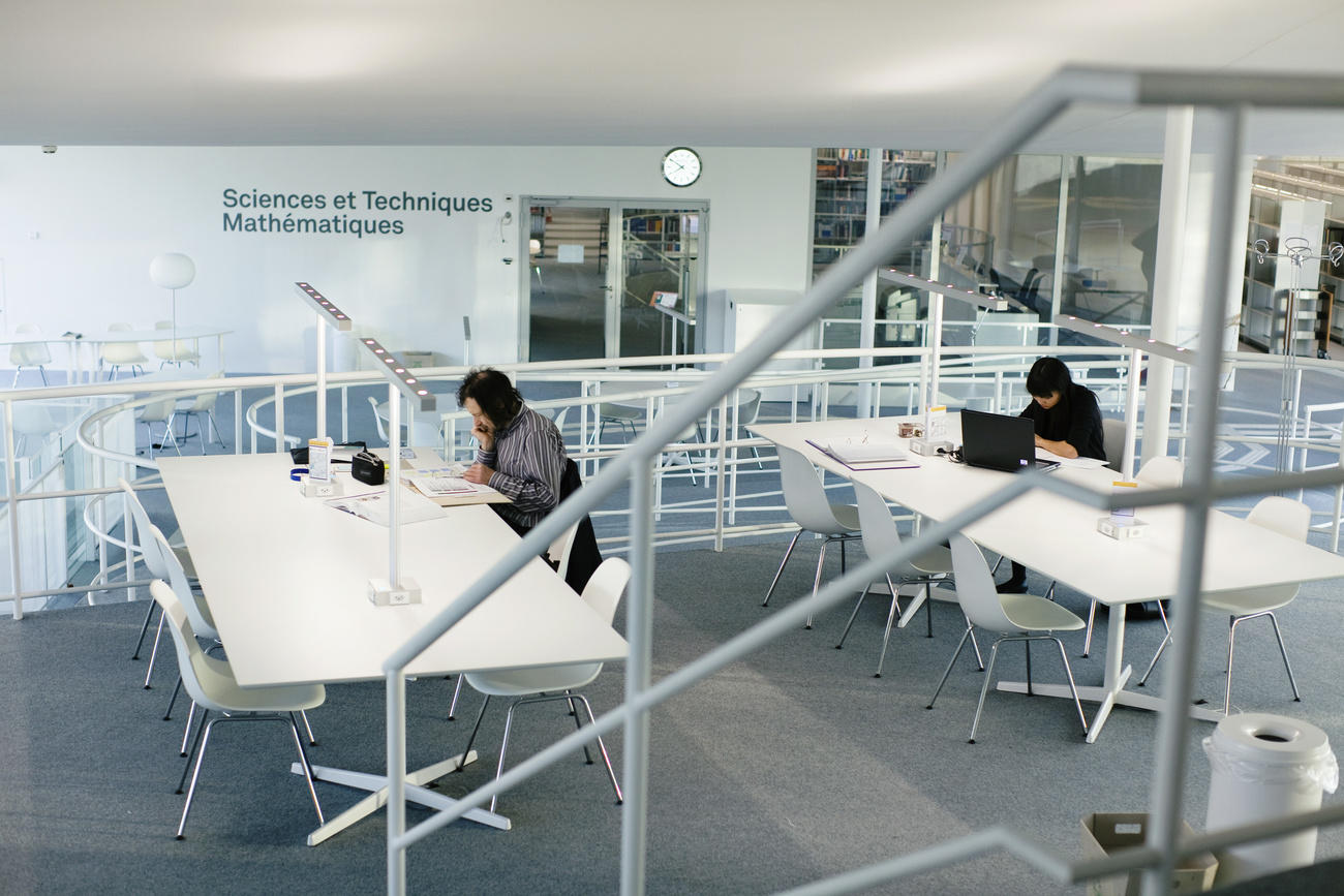 Swiss researchers to lose access to prestigious journals over open ...