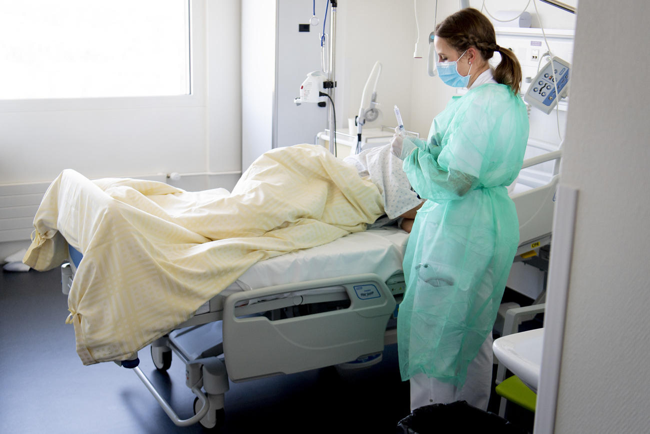 Sixteen Swiss hospitals take part in coronavirus global Solidarity ...