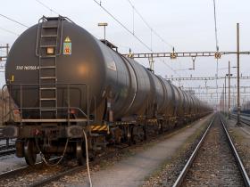 Muttenz (BL): fuga acido cloridrico da un vagone - SWI swissinfo.ch