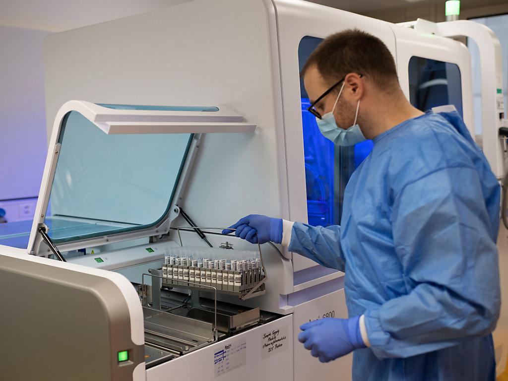 Roche s'associe à Moderna pour les tests sur son vaccin anti-Covid ...