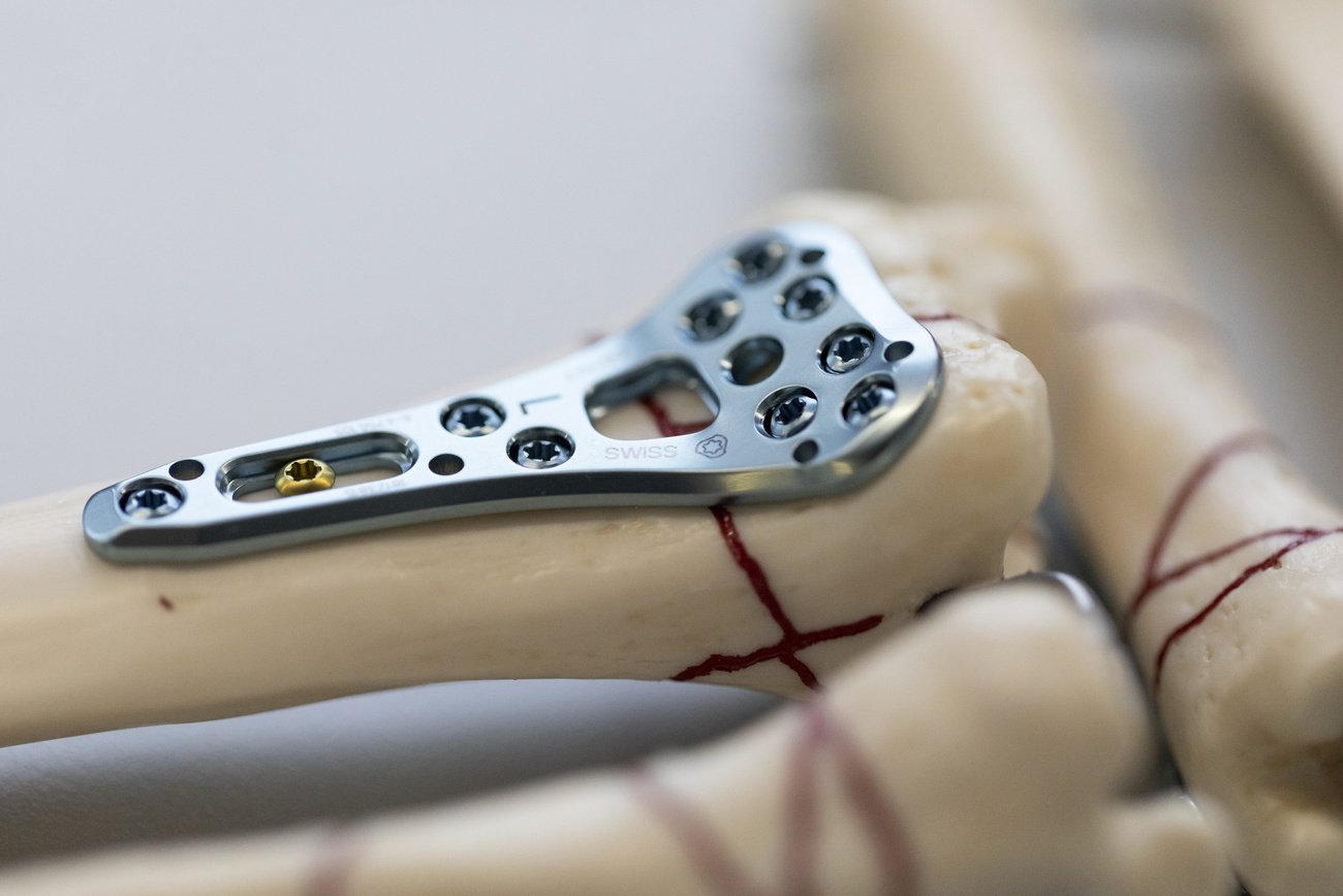 Swiss move to secure flow of medical devices with EU - SWI swissinfo.ch