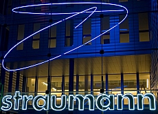 Straumann puts the bite back into life - SWI swissinfo.ch