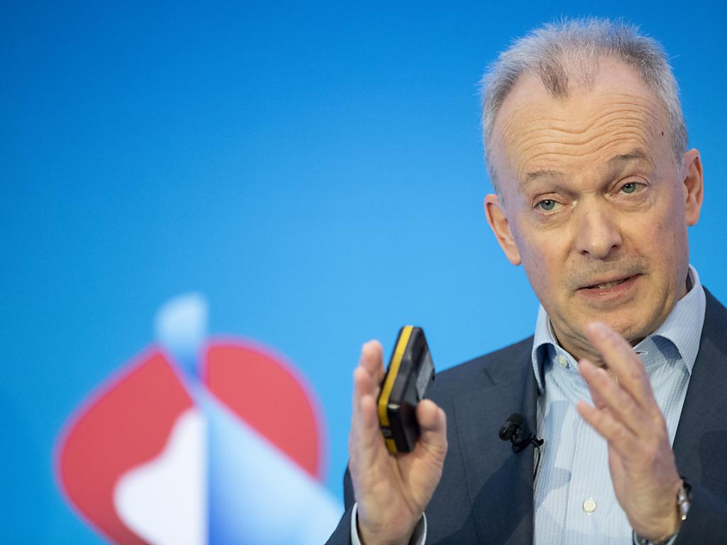 Swisscom-Chef entschuldigt sich für Notruf-Netzpanne - SWI swissinfo.ch