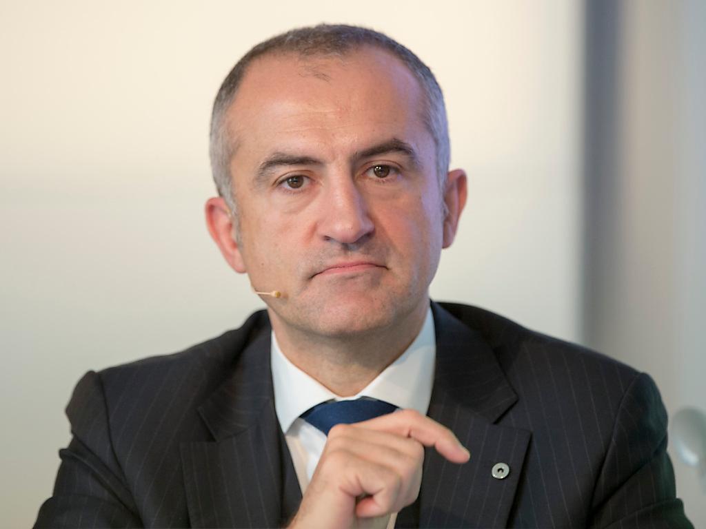 Bei Schindler löst VRP Silvio Napoli Thomas Oetterli als CEO ab - SWI ...