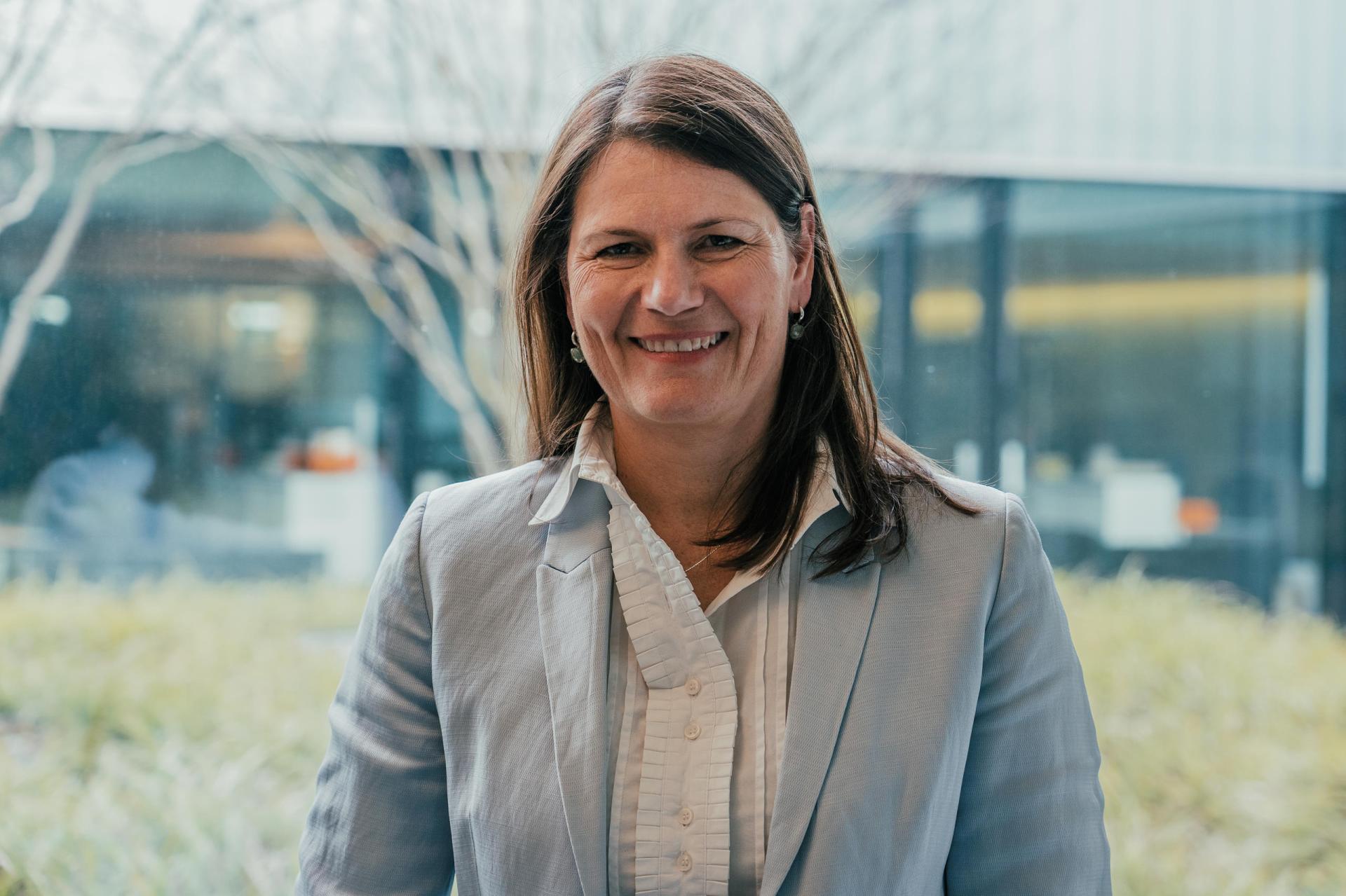 Nannette Hechler im Geldcast - SWI swissinfo.ch