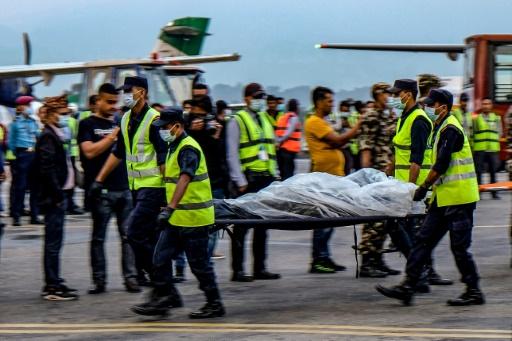Los Socorristas Recuperan Los 22 Cuerpos De Los Fallecidos En El