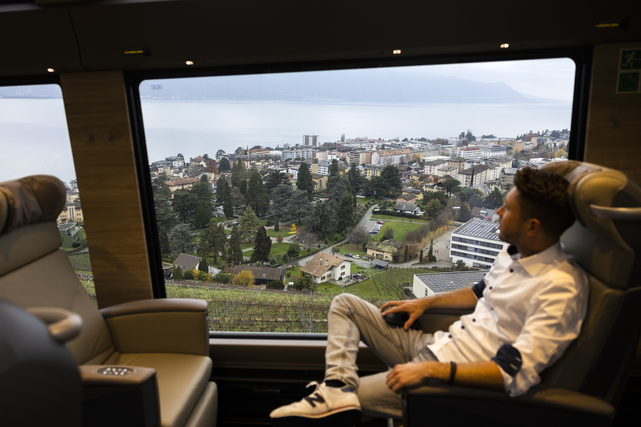 New Swiss rail timetable expands offer to tourist regions - SWI ...