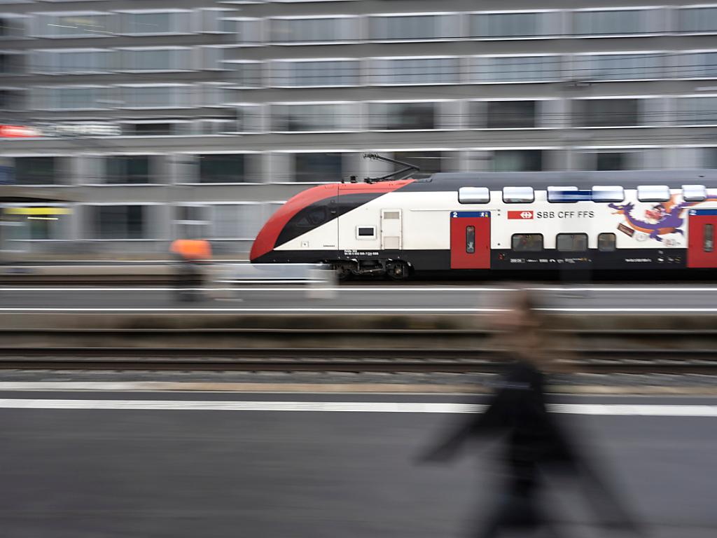 Alstom compensera les CFF en prestations - SWI swissinfo.ch