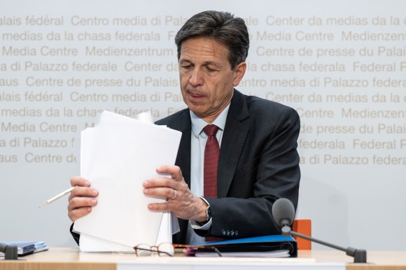 Swiss intelligence service to deploy cyber agents - SWI swissinfo.ch