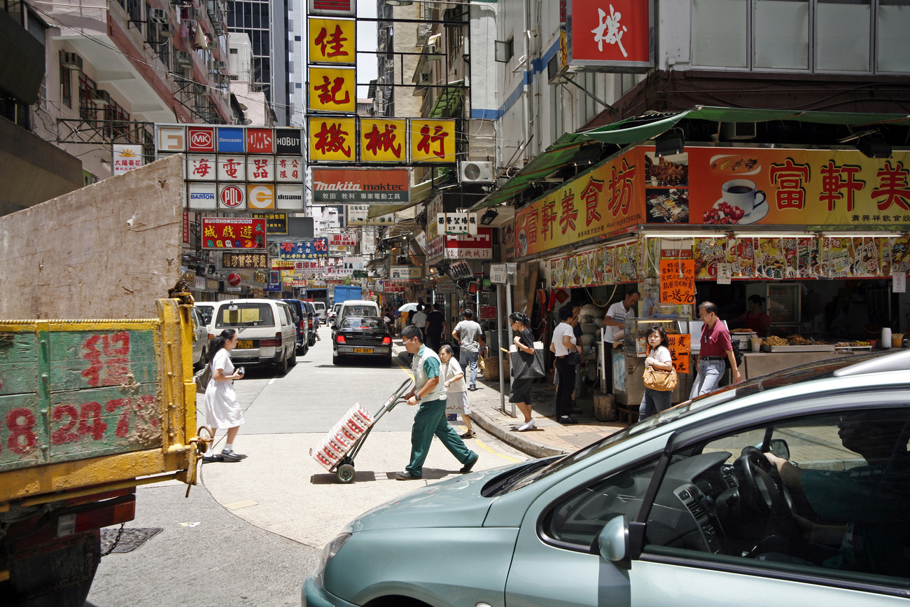 中国解封推动瑞士手表销售 - SWI swissinfo.ch