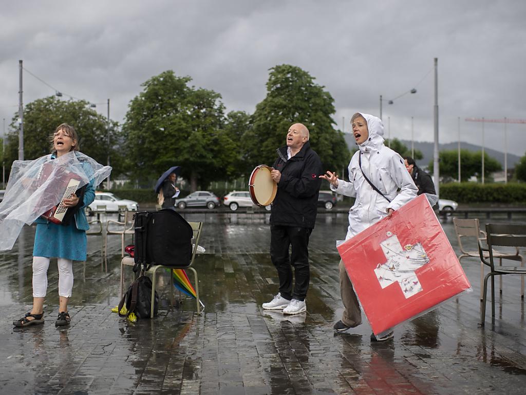 Bezirksgericht Zürich spricht Daniel Stricker frei - SWI swissinfo.ch