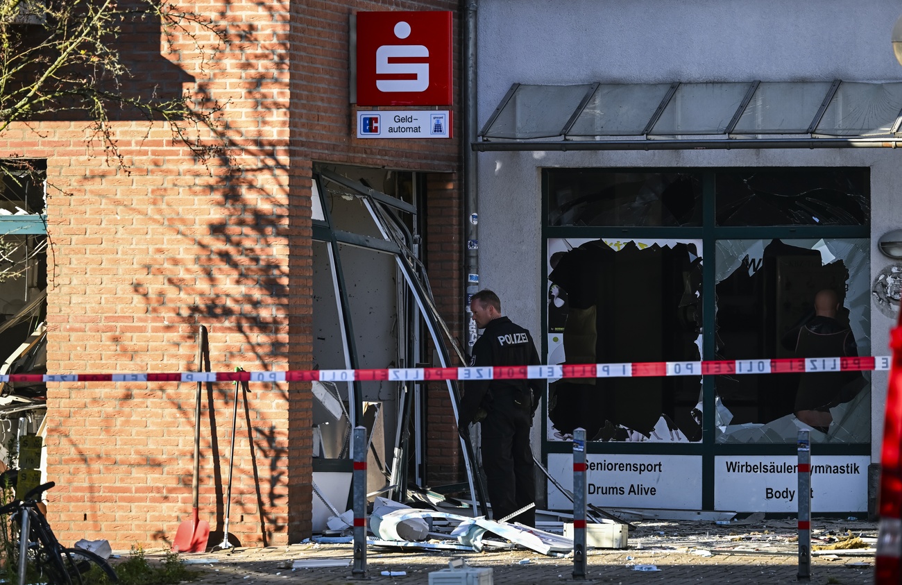 International manhunt nets suspect linked to Swiss ATM blasts - SWI ...