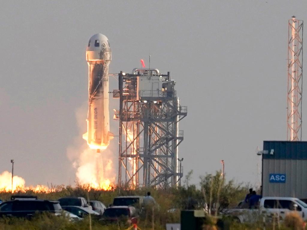 Lanciato dopo 15 mesi di stop il razzo New Shepard di Bezos - SWI ...